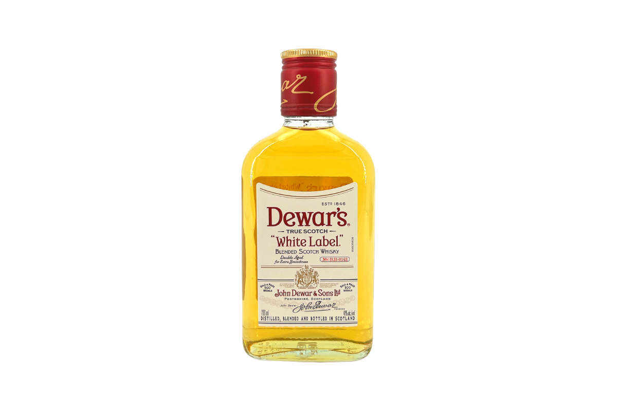 Dewar's White Label Blended Scotch Whisky alc.40.0% 200ml – uMart Singapore